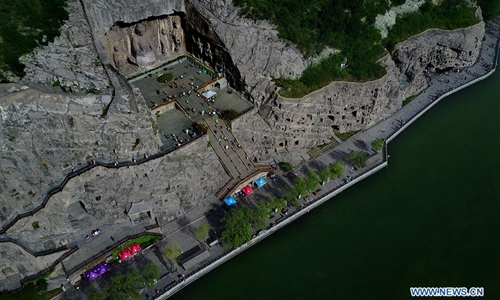 Scenery at Longmen Grottoes scenic area in Luoyang, C China's Henan ...