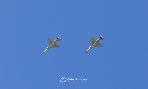 JL-9 fighter trainer jets fly in formation - Global Times