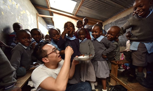 Chinese volunteers abroad - Global Times