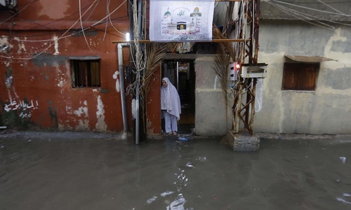 Heavy rain floods roads in Lebanon - Global Times