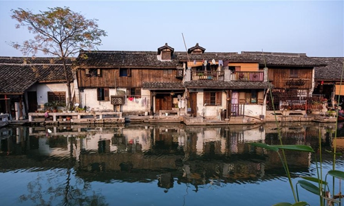 Anchang ancient town in China's Zhejiang attracts lots of tourists ...