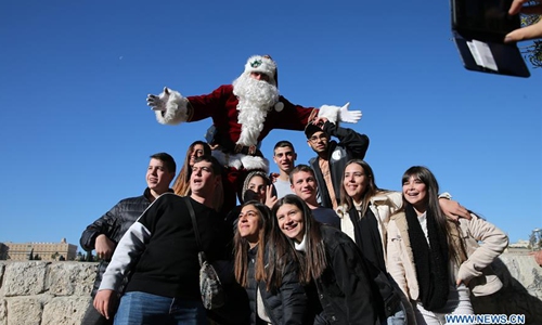 "Jerusalem Santa" in Old City - Global Times