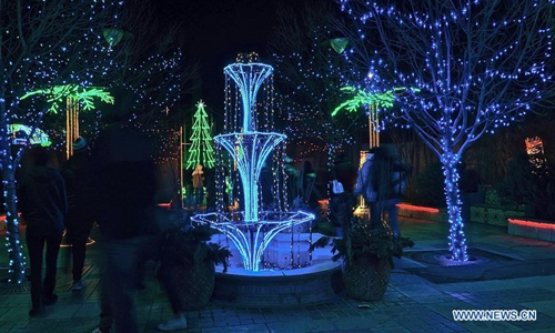 Highlights of River of Lights show in Albuquerque, New Mexico - Global ...