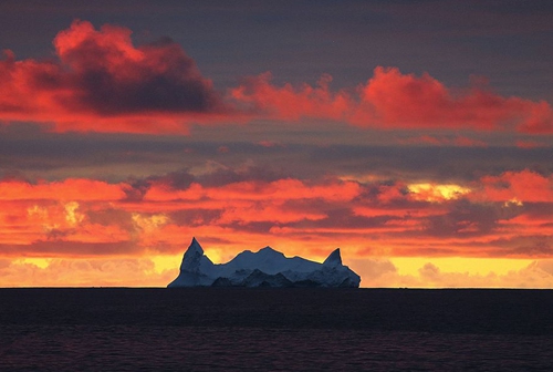 Antarctic expedition: icebergs in the Cosmonaut Sea - Global Times