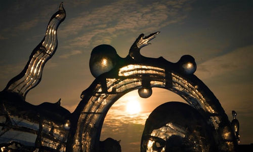 Ice sculptures at sunset in Harbin - Global Times