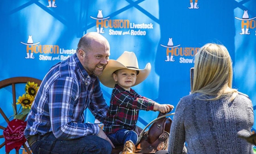 Over 3000 Riders arrive for Houston Livestock Show and Rodeo - Global Times