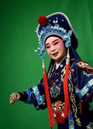 Professor promotes Henan Yu Opera via live streaming - Global Times