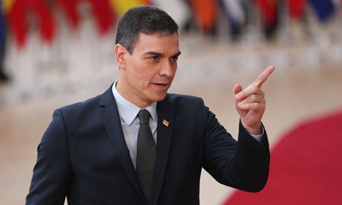 Spanish PM confirms 15-day partial lockdown in Spain to combat ...