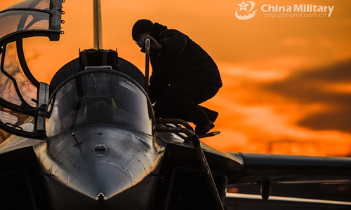 PLA Naval aviation university conducts night flight course - Global Times