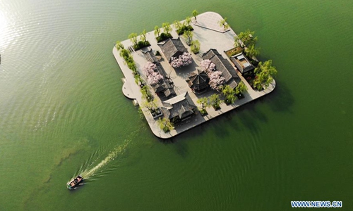 Spring scenery of Daming Lake in Jinan - Global Times