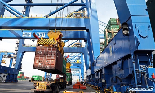 Dalian port sees increasing container throughput in past two weeks ...