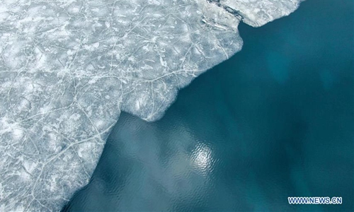 Scenery of Puma Yumco Lake in Tibet - Global Times