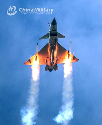 J-10 fighter jet fires rockets - Global Times
