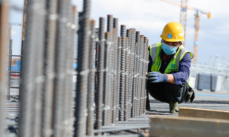 Expansion project of Urumqi Diwopu Int'l Airport under construction ...