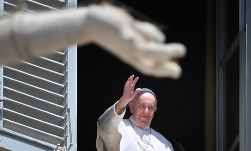 Papal salute - Global Times