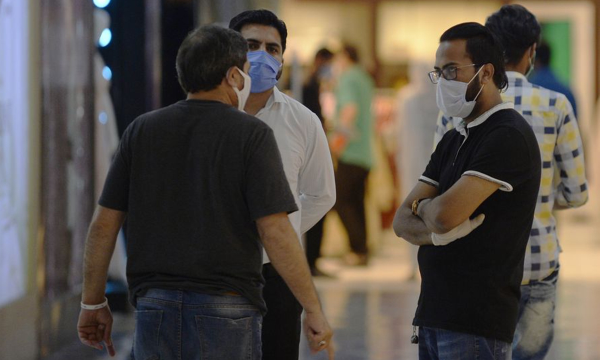 Pakistani capital warns a fine of up to 18 USD on people for not ...