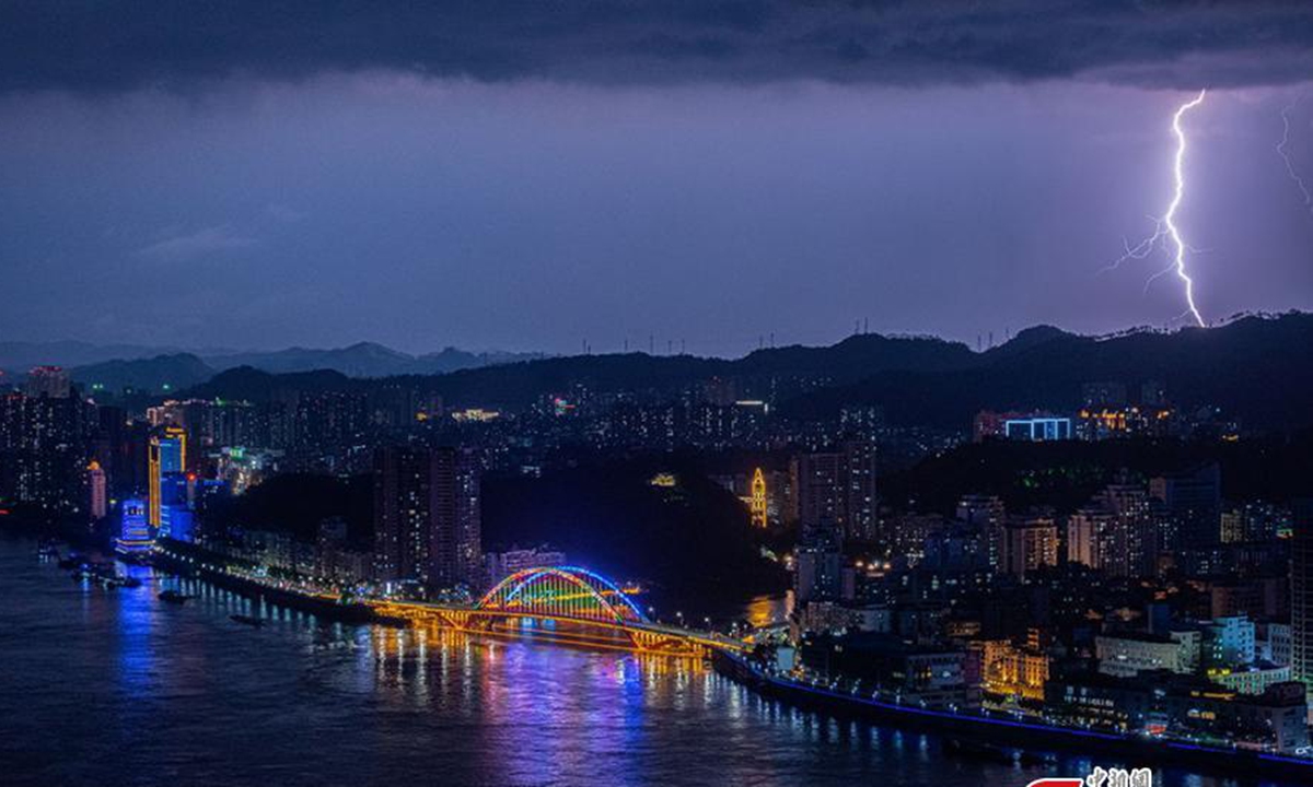 Thunder and lightning illuminate sky over S China city - Global Times