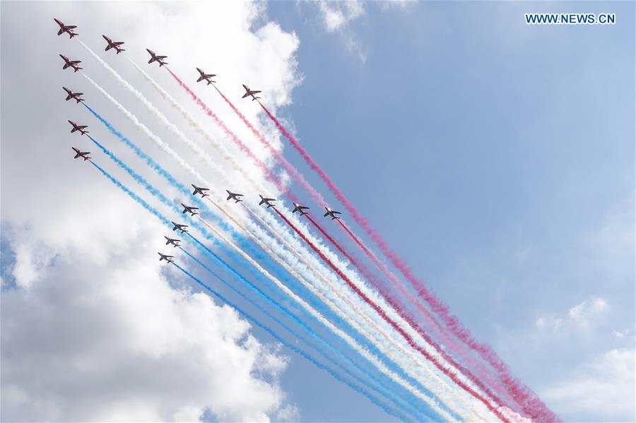 Flypast performed above London after meeting between British PM Johnson ...
