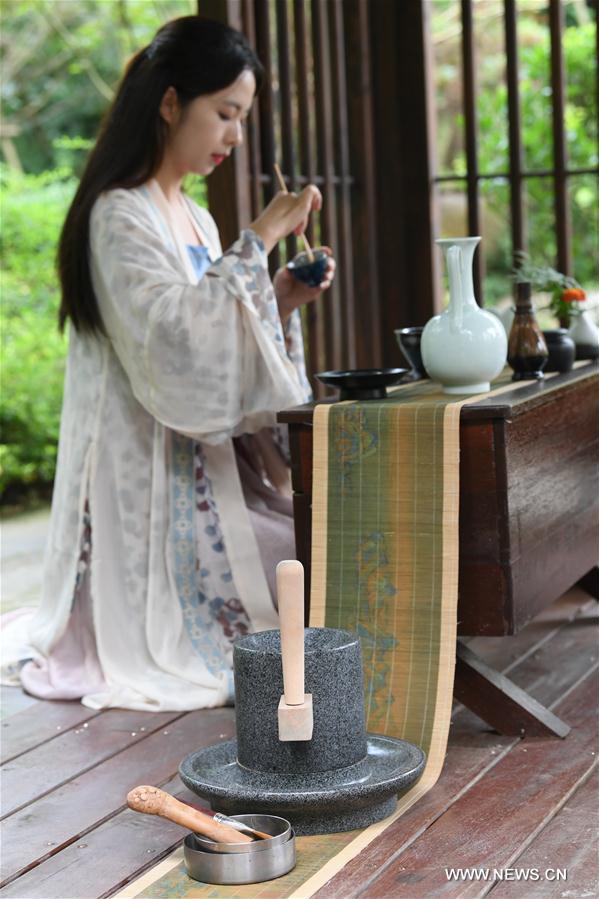 Locals working to bring out revival of Jingshan tea ceremony in ...