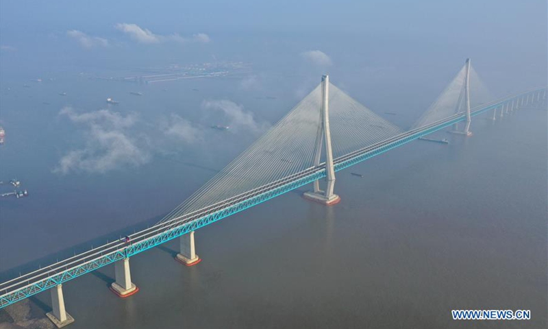 Bridge linking Nantong and Zhangjiagang opens to traffic on July 1 ...