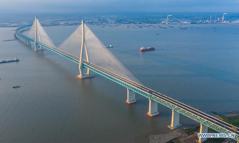 Bridge linking Nantong and Zhangjiagang opens to traffic on July 1 ...