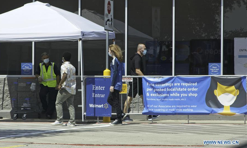 Walmart and Sam's Club shoppers in US required to wear face coverings ...