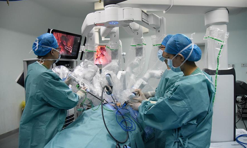 Da Vinci surgical robotic system put in use in Qilu Hospital of ...