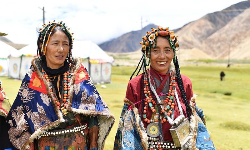 In pics: women wearing Burang clothes in Tibet - Global Times