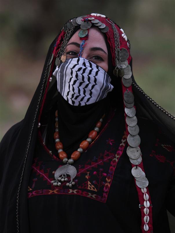 Fashion show held to celebrate Palestinian Traditional Dress and ...