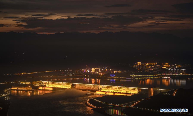Night view of Three Gorges project - Global Times