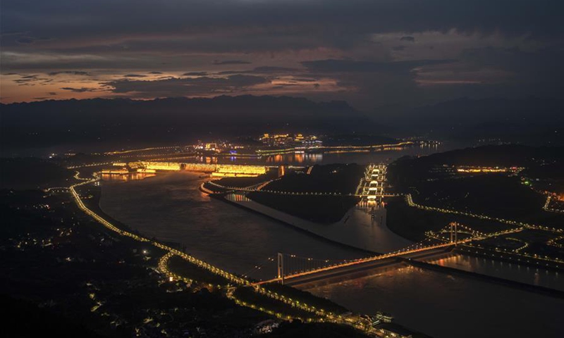 Night view of Three Gorges project - Global Times