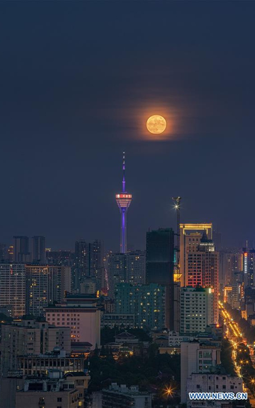 Full moon seen in Chinese cities - Global Times