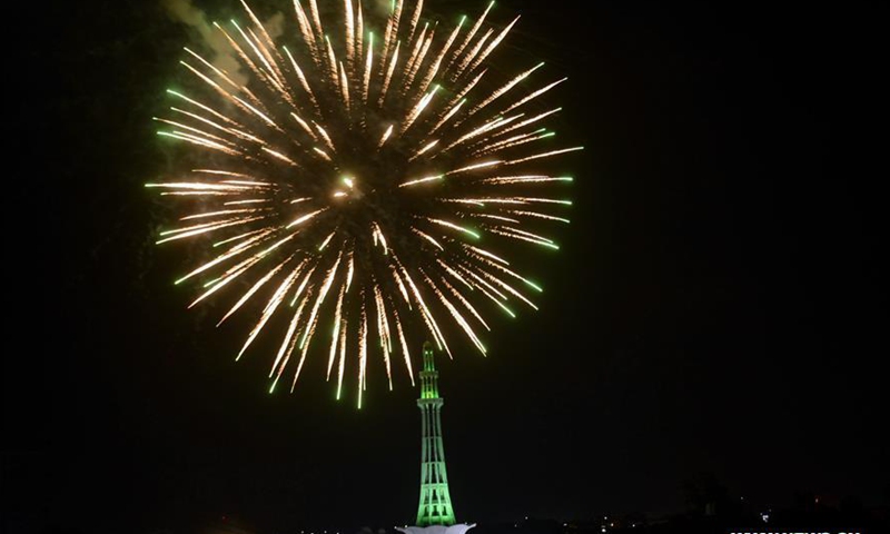 Fireworks light up sky during Independence Day celebrations in Pakistan ...