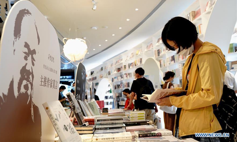 Duoyun Bookstore in Shanghai attracts many readers - Global Times