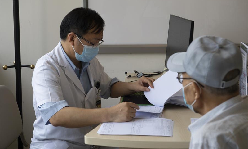 Senior doctor writes message to mark China's 3rd Medical Workers' Day ...