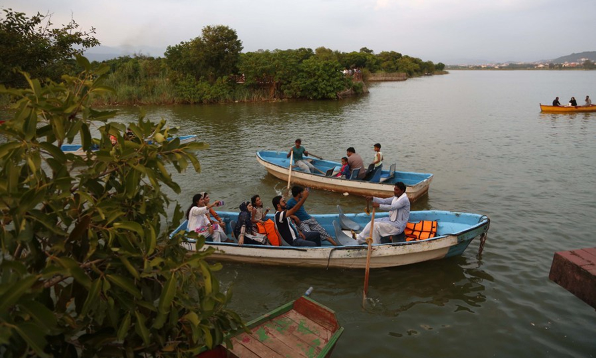 Time for some "park fun" in Pakistan during reopening - Global Times