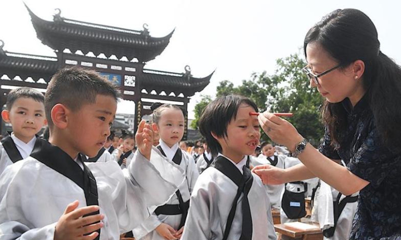 New first-graders attend traditional education activity in Nanjing ...
