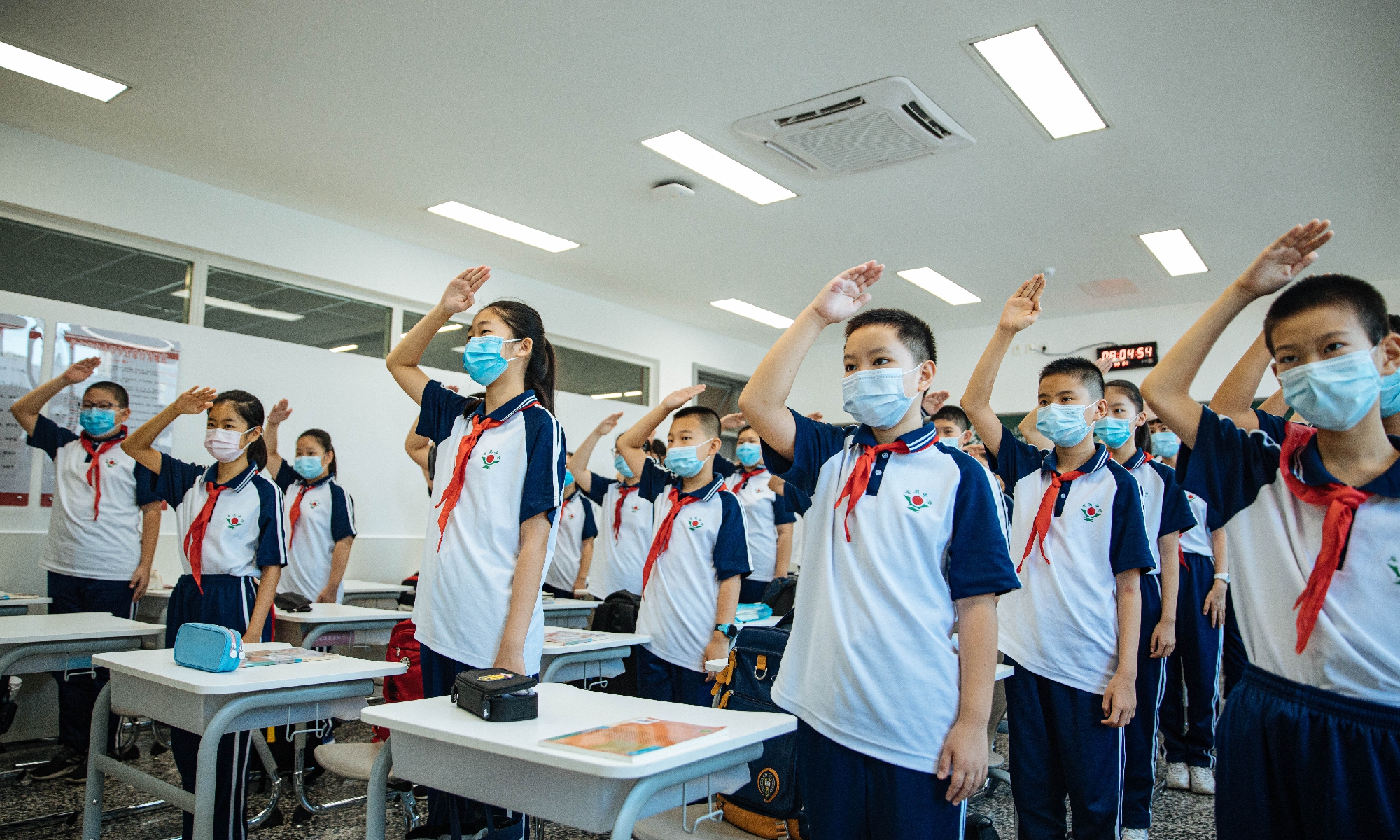 Primary and middle schools students embrace new semester - Global Times