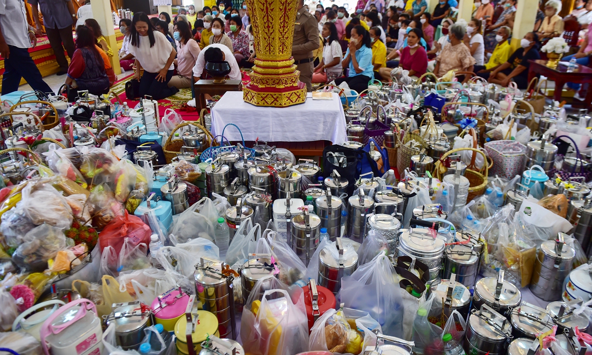 Spirit offerings - Global Times