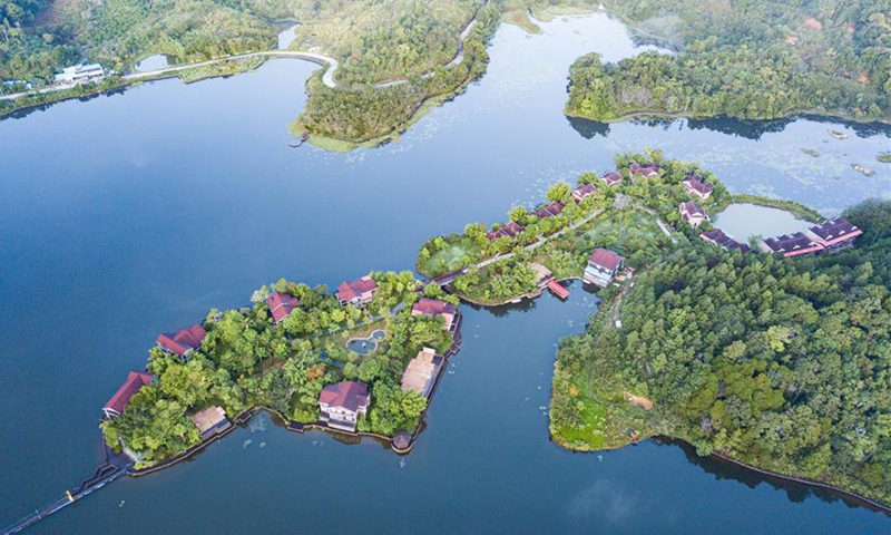 Scenery of Limu Mountain at Hainan Tropical Rainforest National Park ...