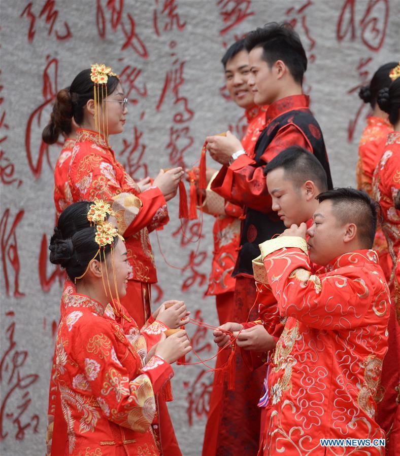 Chinese-style group wedding held in Changsha - Global Times