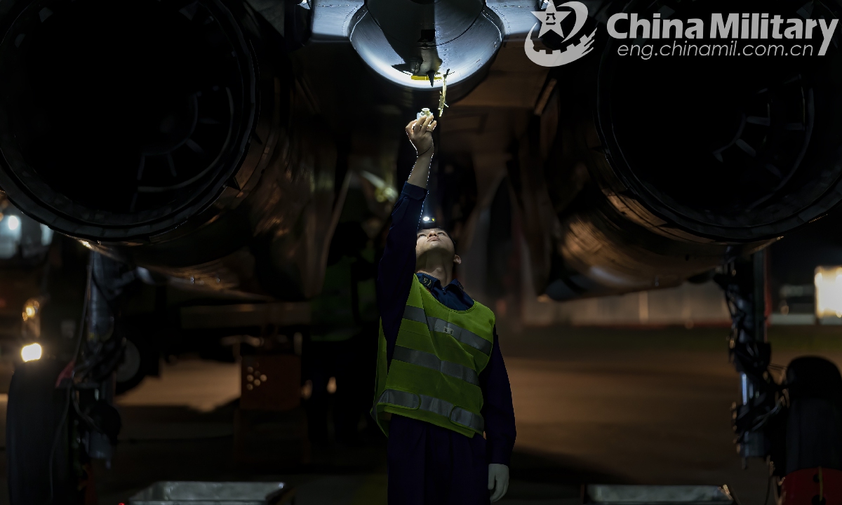 Fighter jets take off with afterburner for sorties - Global Times