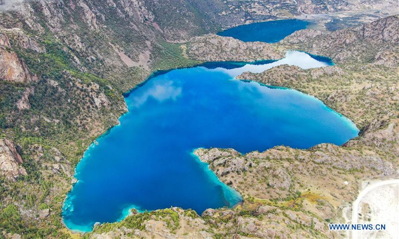 View of "three-colored lakes" in Tibet - Global Times