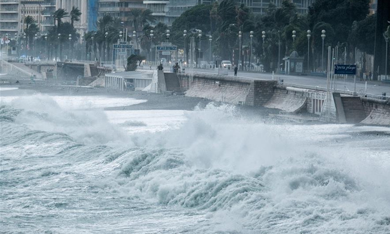 Waves hit shore as storm Alex reaches French riviera's coasts - Global ...
