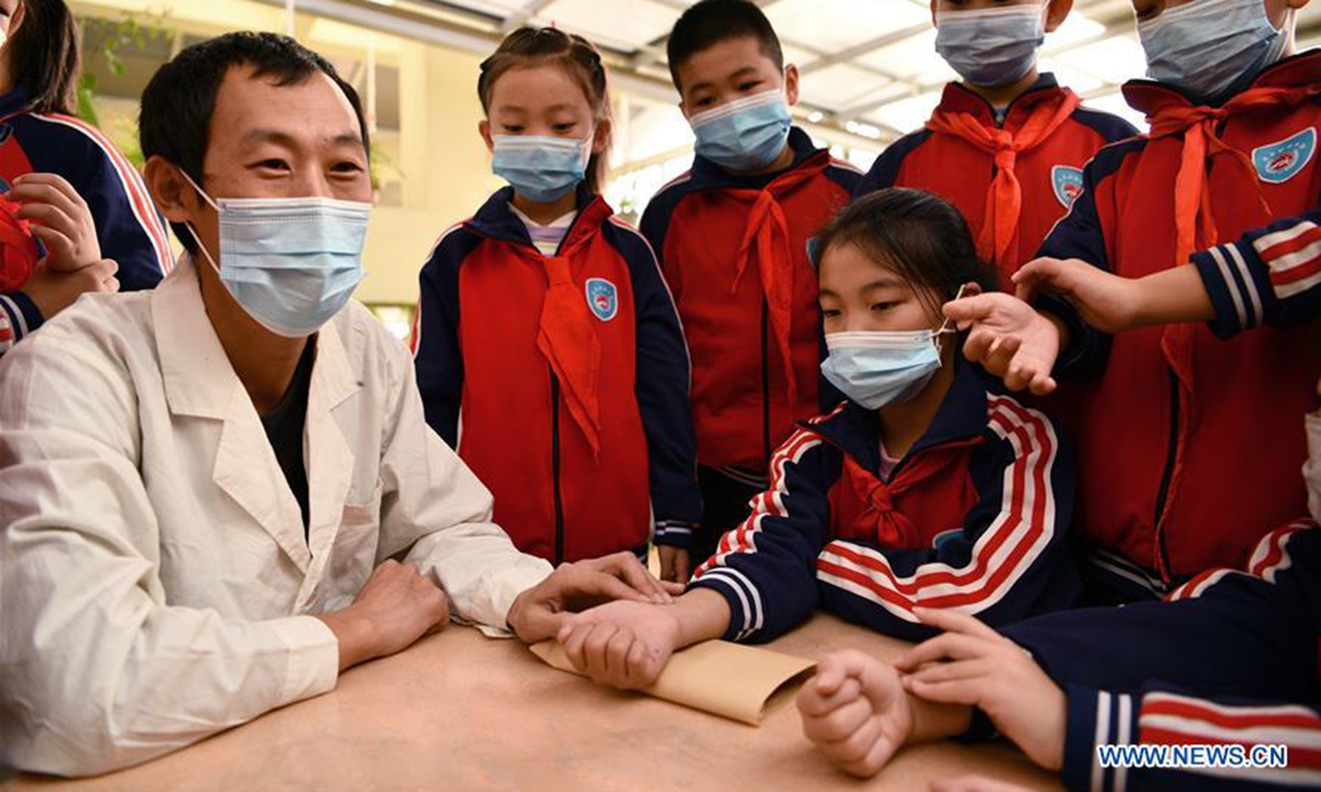 Lessons on traditional Chinese medicine introduced to schools across ...