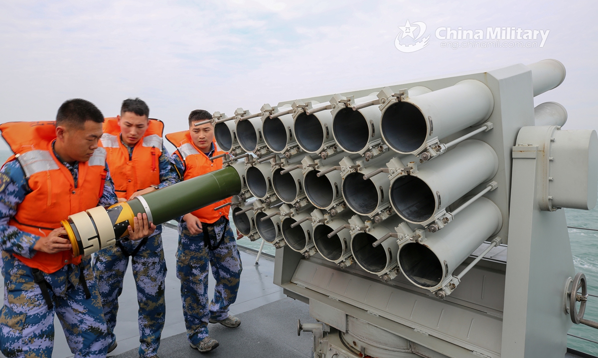 Sailors practice chemical decontamination aboard vessels - Global Times