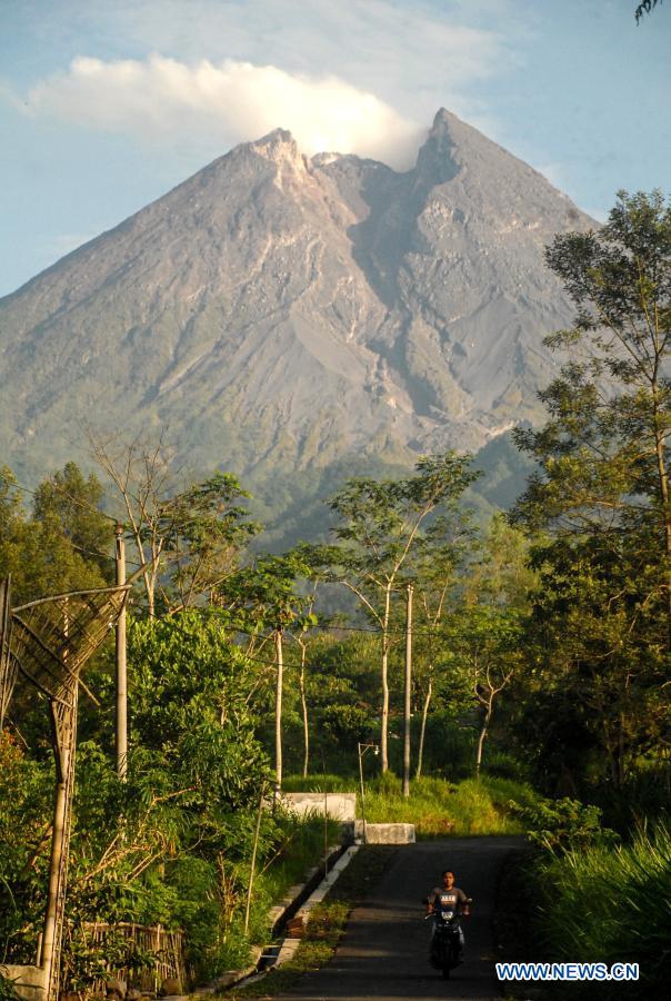 Mount Merapi seen from Balerante village in Indonesia - Global Times