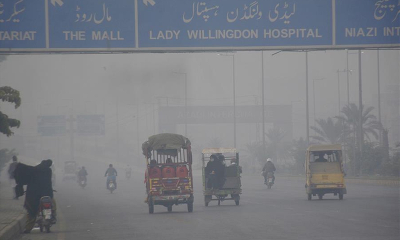 Heavy smog shrouds Lahore, Pakistan - Global Times