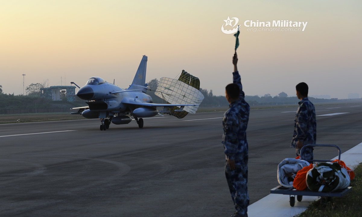 J-10 fighter jets take off under guidance - Global Times