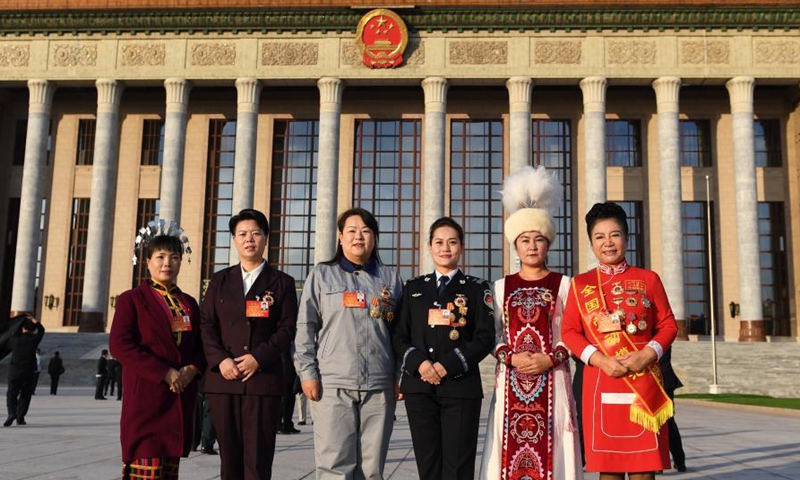 Gathering to honor model workers, exemplary individuals held in Beijing ...